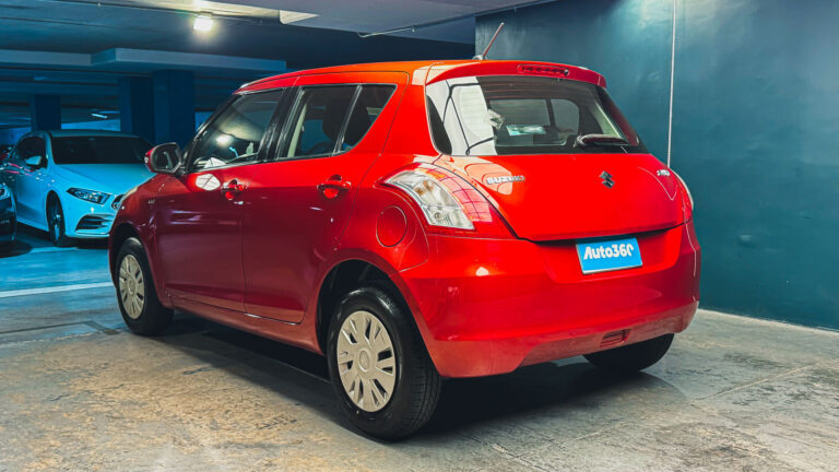 Suzuki Swift GA 1.2 MT - Auto360