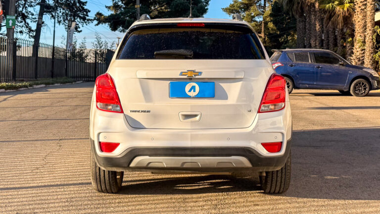 Chevrolet Tracker LT MT 1.8 2019 - Auto360
