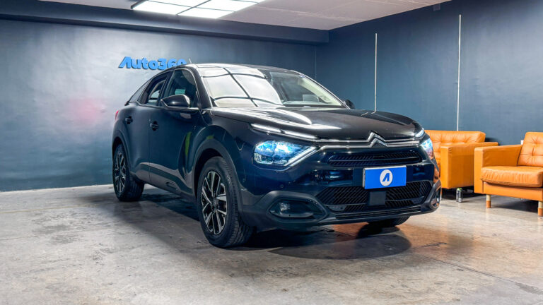 Citroen C4 Shine AT 1.2 2023 - Auto360